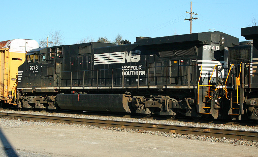 NS 9748